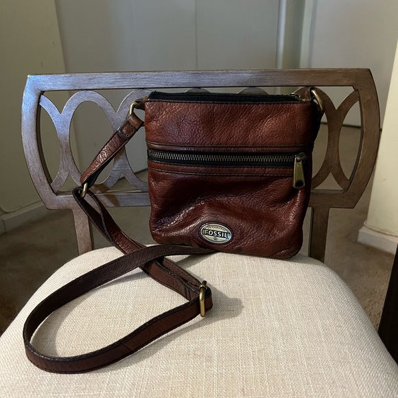 Fossil | Bags | Fossil Crossbody | Poshmark